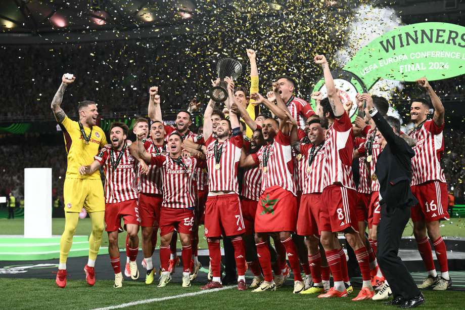 ¡Olympiacos, campeón! El exequipo de James Rodríguez conquistó la ...