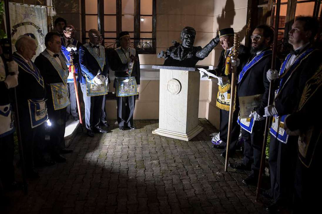 En el corazón de la masonería colombiana: así es una ceremonia en ...