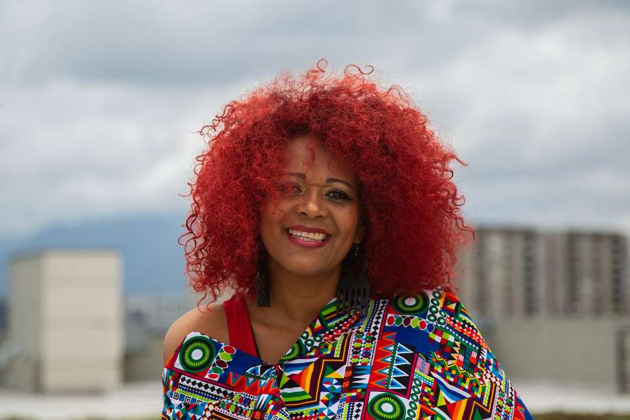 Elcy Valencia una mujer que le apuesta a la sanación con la música ...