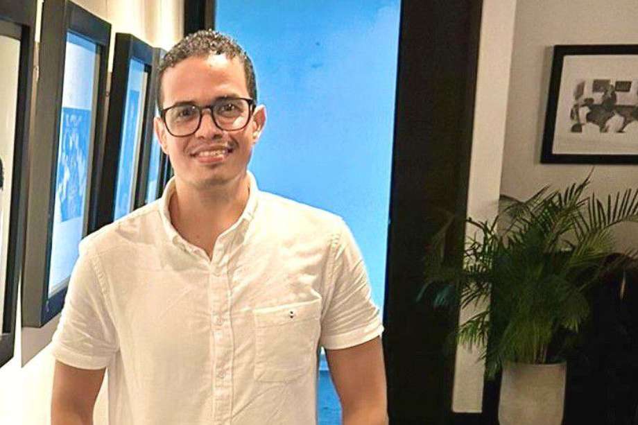 El escritor y sus fantasmas: entrevista a Iván Darío Fontalvo | EL ESPECTADOR