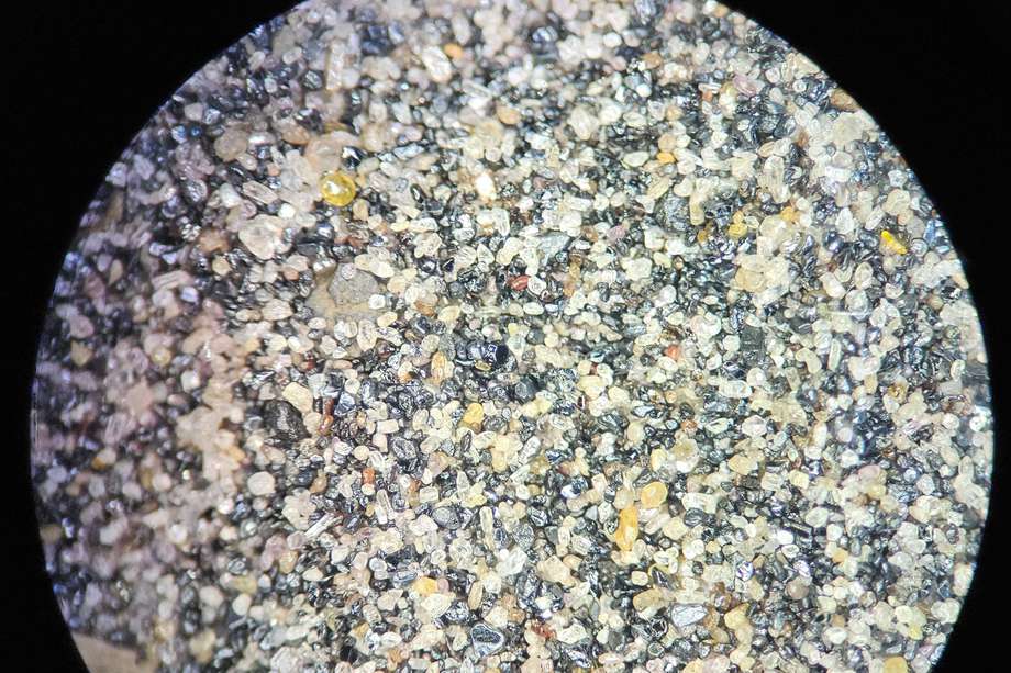 ¿Qué son tierras raras? Sus usos, precios y países productores | EL ...