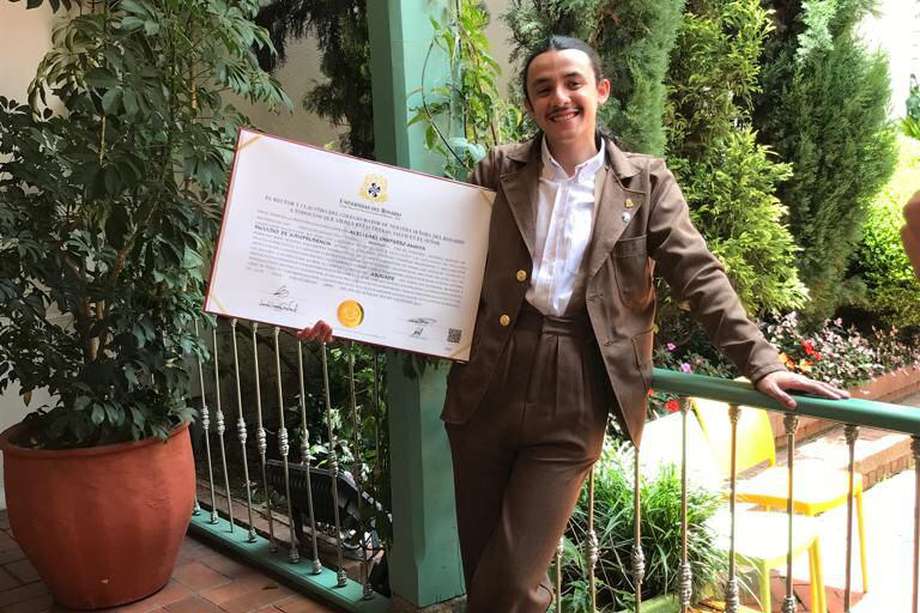 Así fue como Alelí logró el primer diploma de “abogade” de Colombia | EL ESPECTADOR