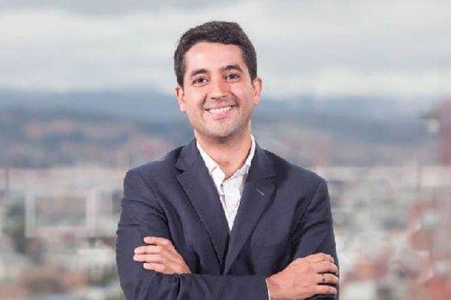 Víctor Saavedra es designado como director de Atenea | EL ESPECTADOR