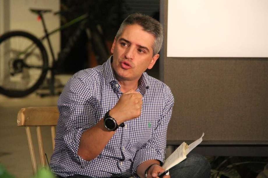 Desde del Pacto Histórico denuncian al gobernador Rendón por dudas en la “vaca” de vías 4G en ...